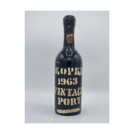 Kopke 1963 Vintage Port | Bijna 60 jaar oud | 1963 is voor Vintage Port het absolute top jaar ...